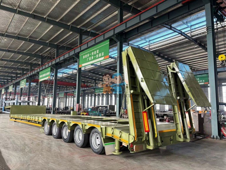 Folding Neck Lowboy - Low Bed Trailer